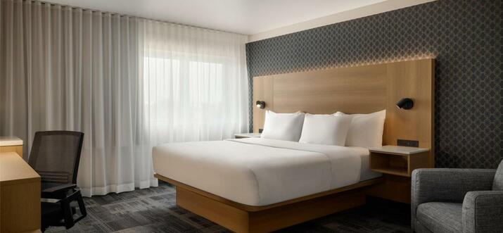 10 Best Pet-Friendly Hotels In Quebec City, Canada - Updated 2024 | Trip101