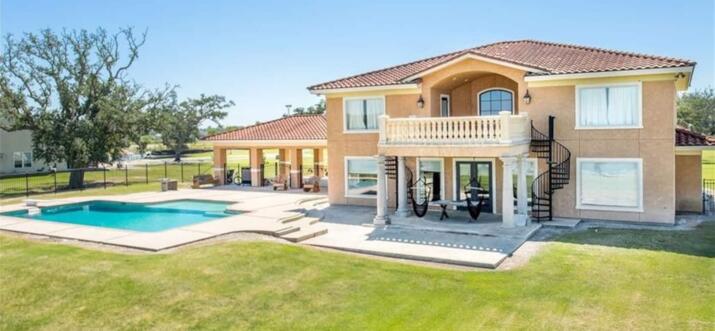 Top 7 Airbnbs With Pool In Lake Charles, Louisiana - Updated 2024 | Trip101