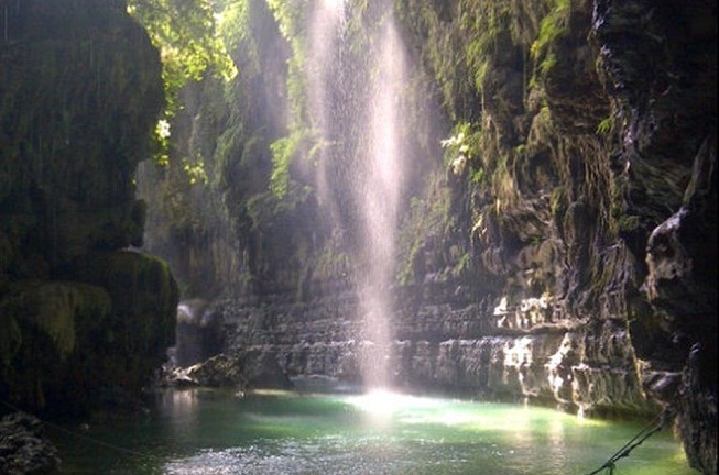 Experience The Wonders Of Green Canyon In Indonesia | Trip101