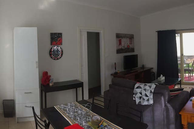 Top 10 Airbnb Vacation Rentals In Hawker, Australia - Updated 2024 ...