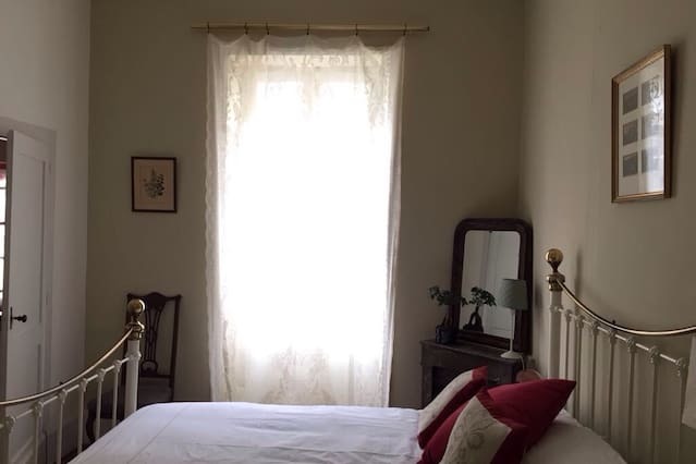 Top 10 Airbnb Vacation Rentals In Issigeac, France - Updated 2024 | Trip101