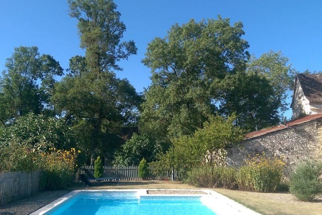 Top 10 Airbnb Vacation Rentals In Issigeac, France - Updated 2024 | Trip101