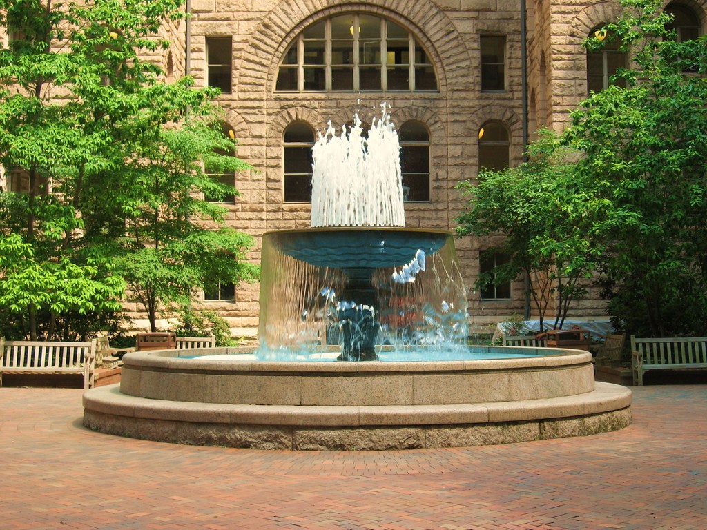 9 Best Fountains In Pittsburgh, Pennsylvania | Trip101