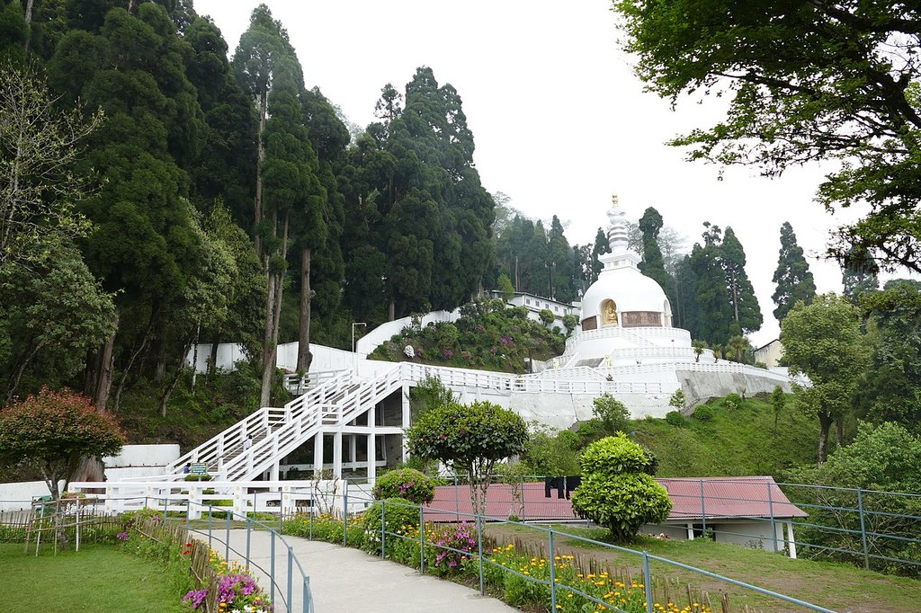 A Guide To Japanese Peace Pagoda, Darjeeling | Trip101