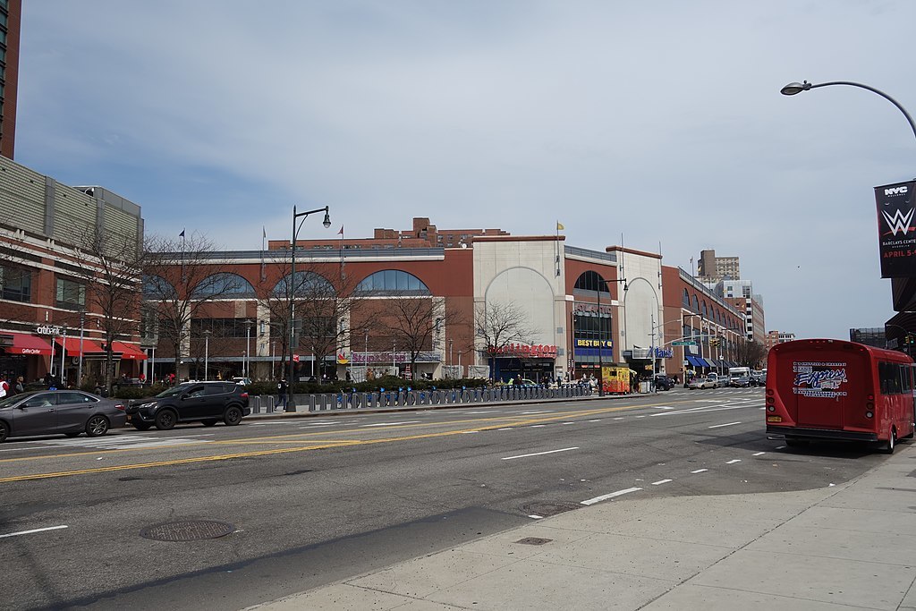 Top 10 Shopping Malls In New York City | Trip101