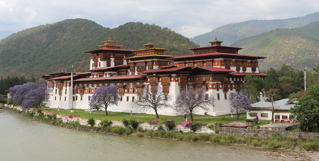 10 Amazing Monasteries To Visit In Bhutan | Trip101