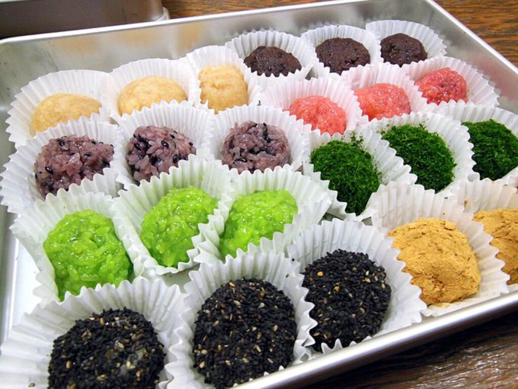 A Sumptuous Guide To Kyoto’s Traditional Japanese Sweets | Trip101