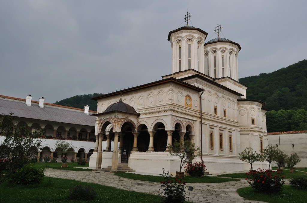 10 Must-Visit Monasteries In Romania | Trip101