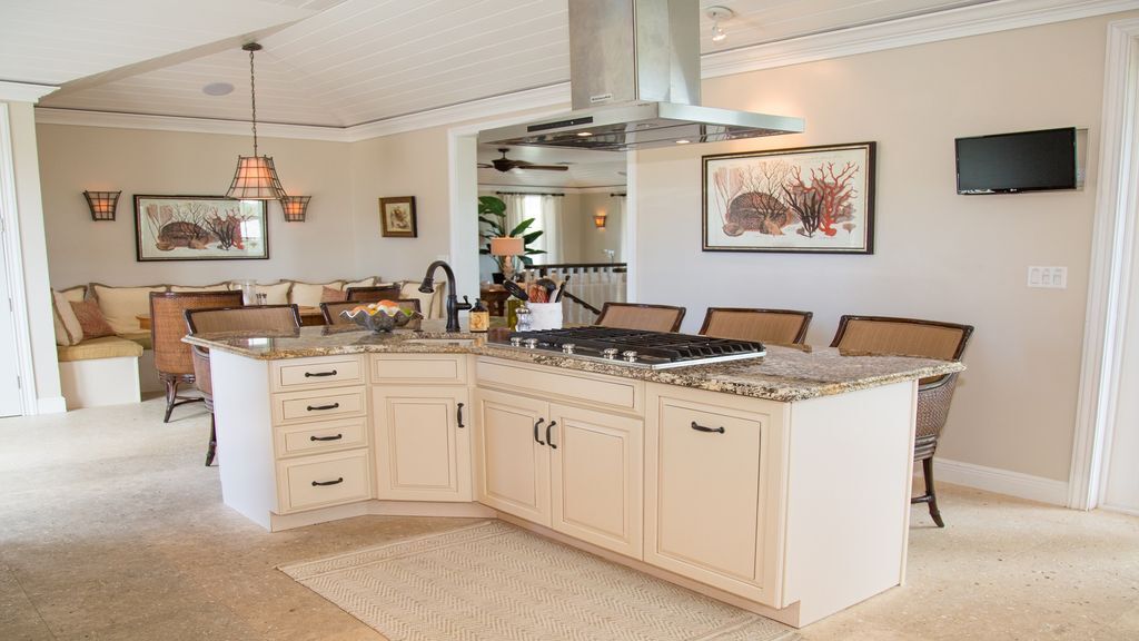 10 Best Vrbo Vacation Rentals On Harbour Island, The Bahamas - Updated ...