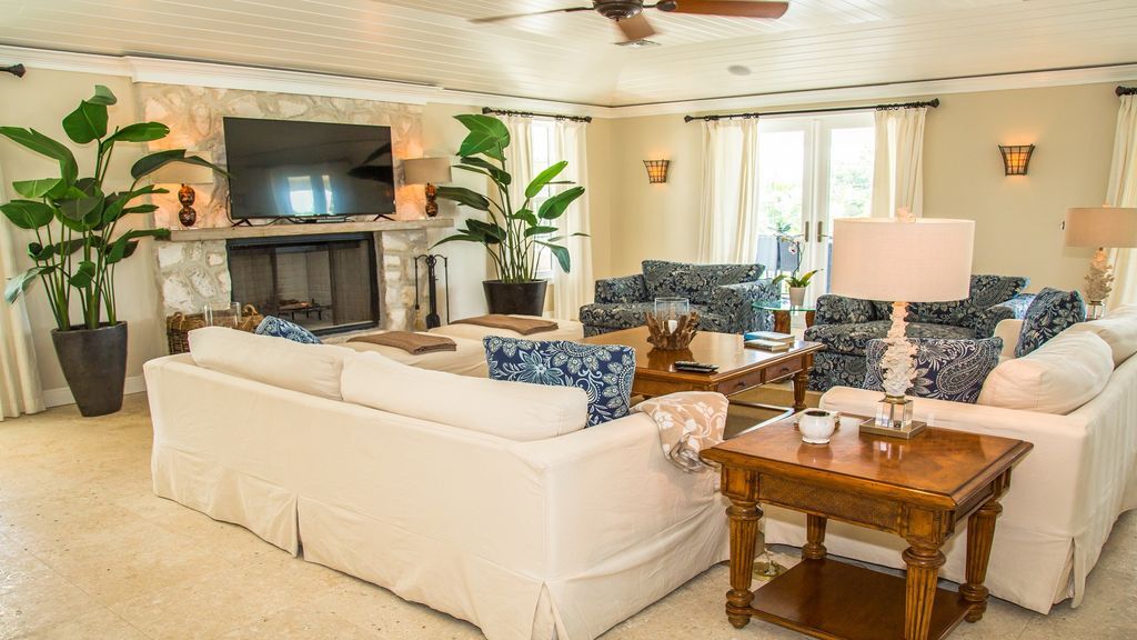 10 Best Vrbo Vacation Rentals On Harbour Island, The Bahamas - Updated ...