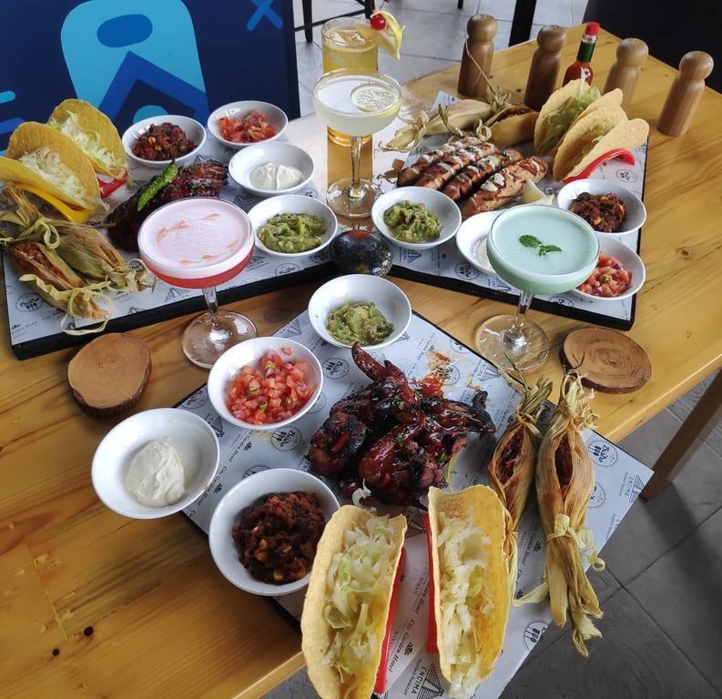 9 Best Rooftop Restaurants In Manila, Philippines | Trip101