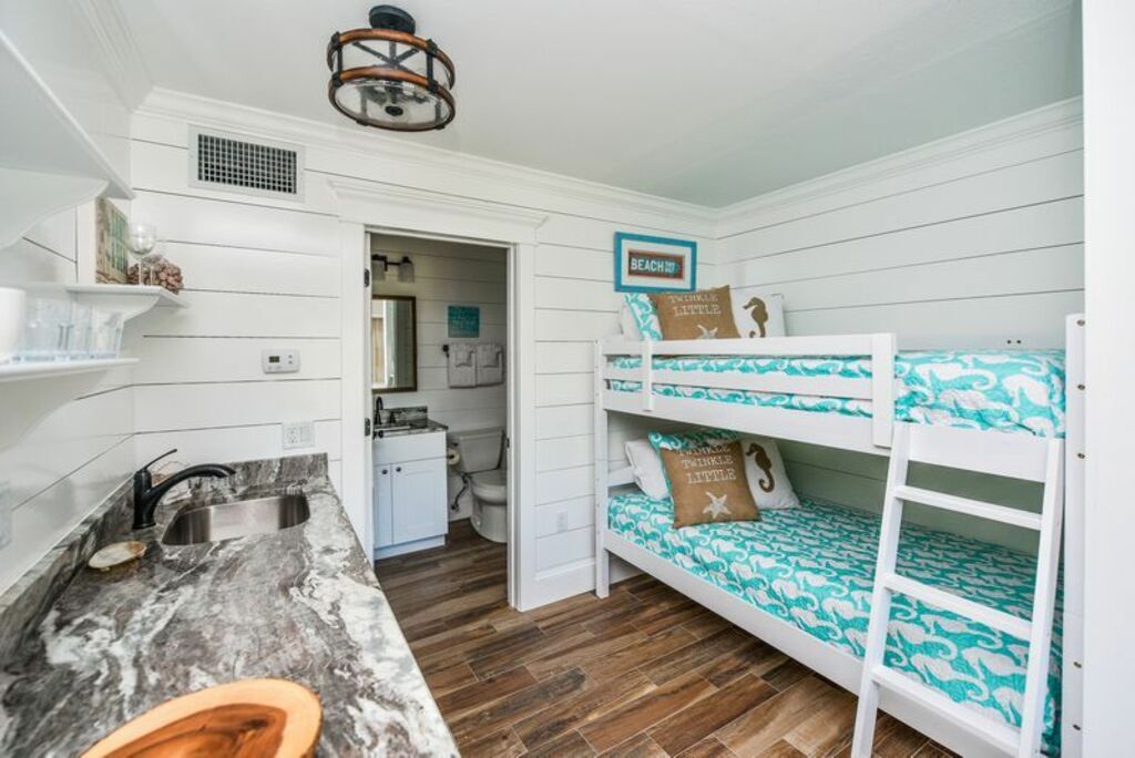 16 Vrbo Vacation Rentals On The Island Of Siesta Key - Updated 2024 ...