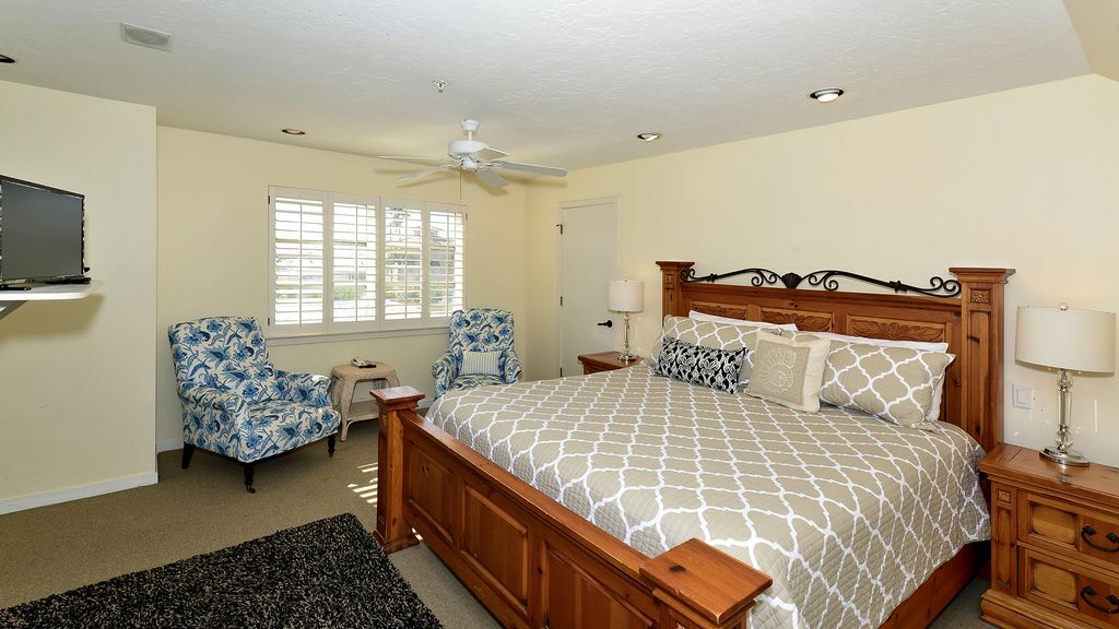 16 Vrbo Vacation Rentals On The Island Of Siesta Key - Updated 2024 ...