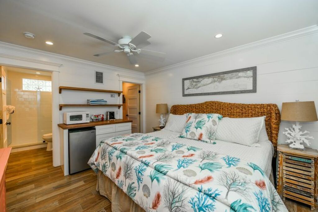 16 Vrbo Vacation Rentals On The Island Of Siesta Key - Updated 2024 ...