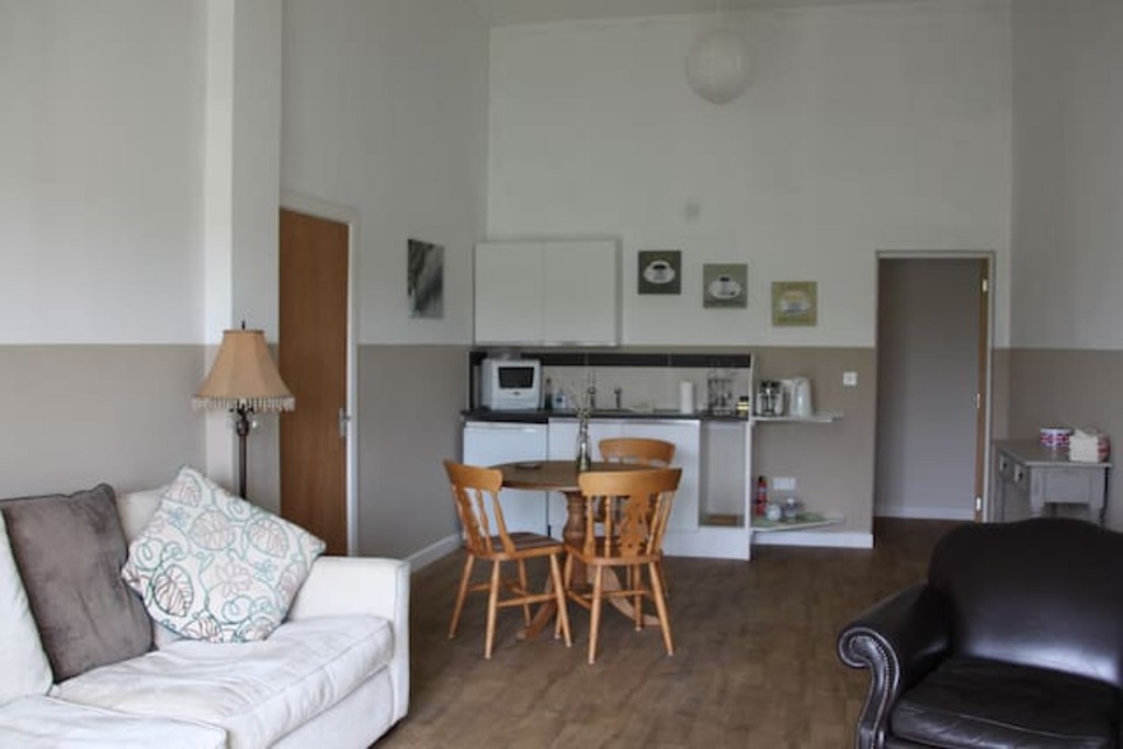 Top 12 Airbnb Vacation Rentals In Formby, England - Updated 2024 | Trip101
