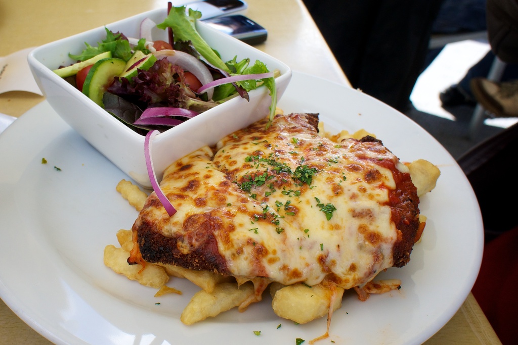 Let’s Grab a Feed, Mate: 30 Interesting Australian Food Facts | Trip101