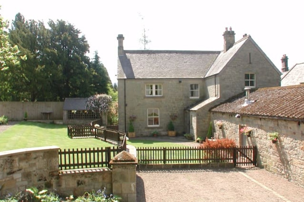 13 Handpicked Airbnb Vacation Rentals In Rothbury, United Kingdom ...
