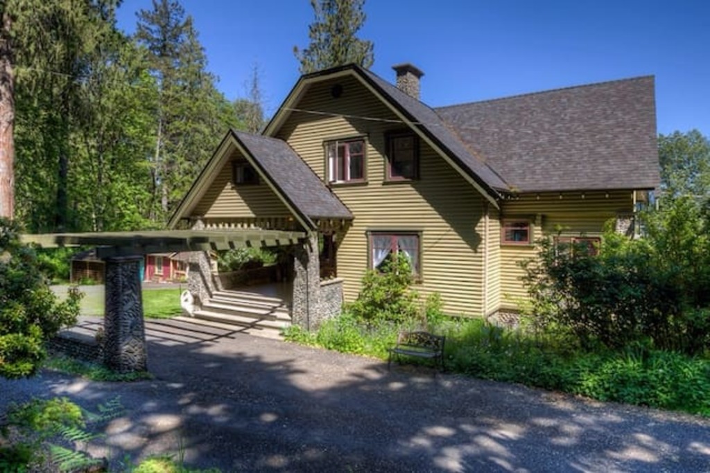 Top 15 Airbnb Vacation Rentals In Duncan, British Columbia, Canada ...