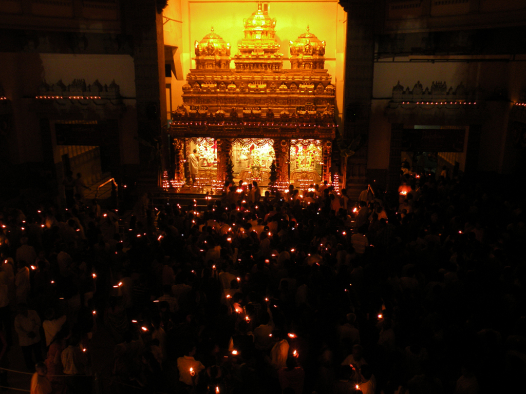 A Guide To Iskcon Temple, Bangalore | Trip101
