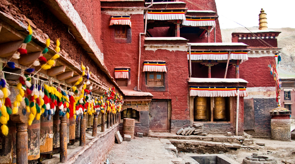 12 Best Monasteries To Visit In Tibet, China | Trip101