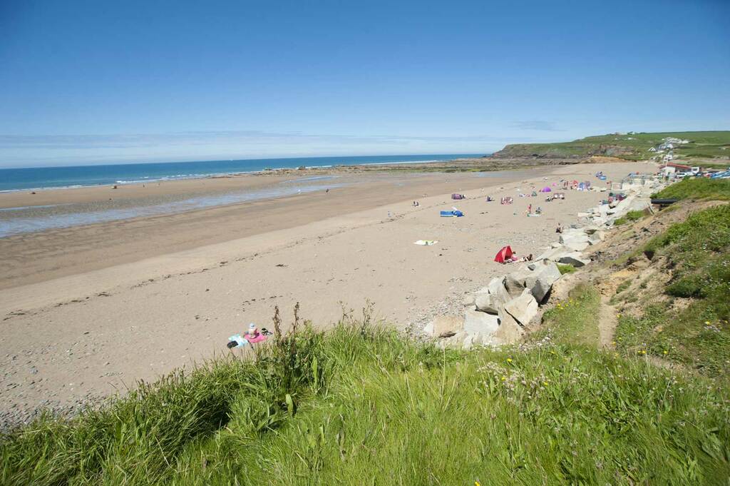 Top 11 Things To Do In Beach Haven: Bude, England | Trip101